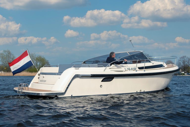 Intender 950 Cabin: weekender met visie - Boottesten.nl